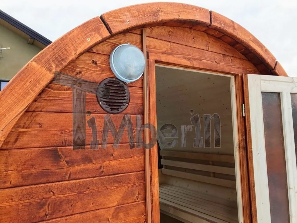 Bastu vedeldad rund med HK Lasur träimpregnering TimberIN (23)